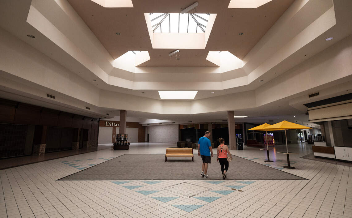 Wichita’s Towne West Square closes after 45 years | Wichita Eagle