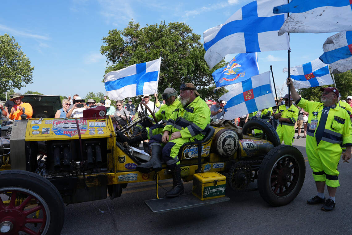See photos of vintage cars from the Great Race in Wichita | Wichita Eagle