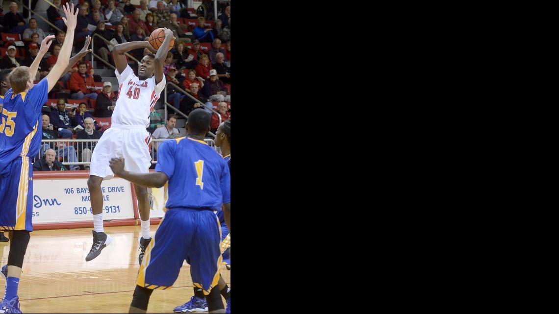 Tevin Glass signs with Wichita State | Wichita Eagle