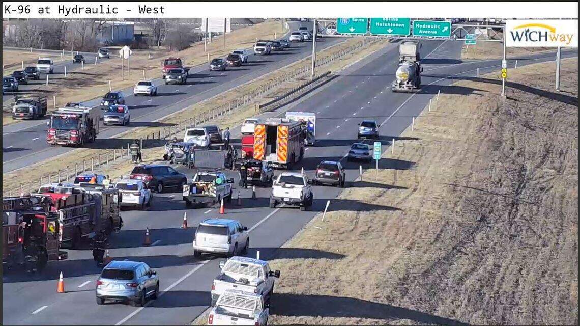 Multiple injuries reported in K-96 crash in Wichita KS | Wichita Eagle