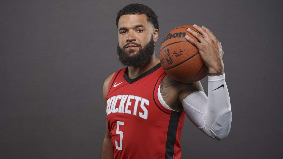 Update on pro basketball careers for former Shocker players | Wichita Eagle