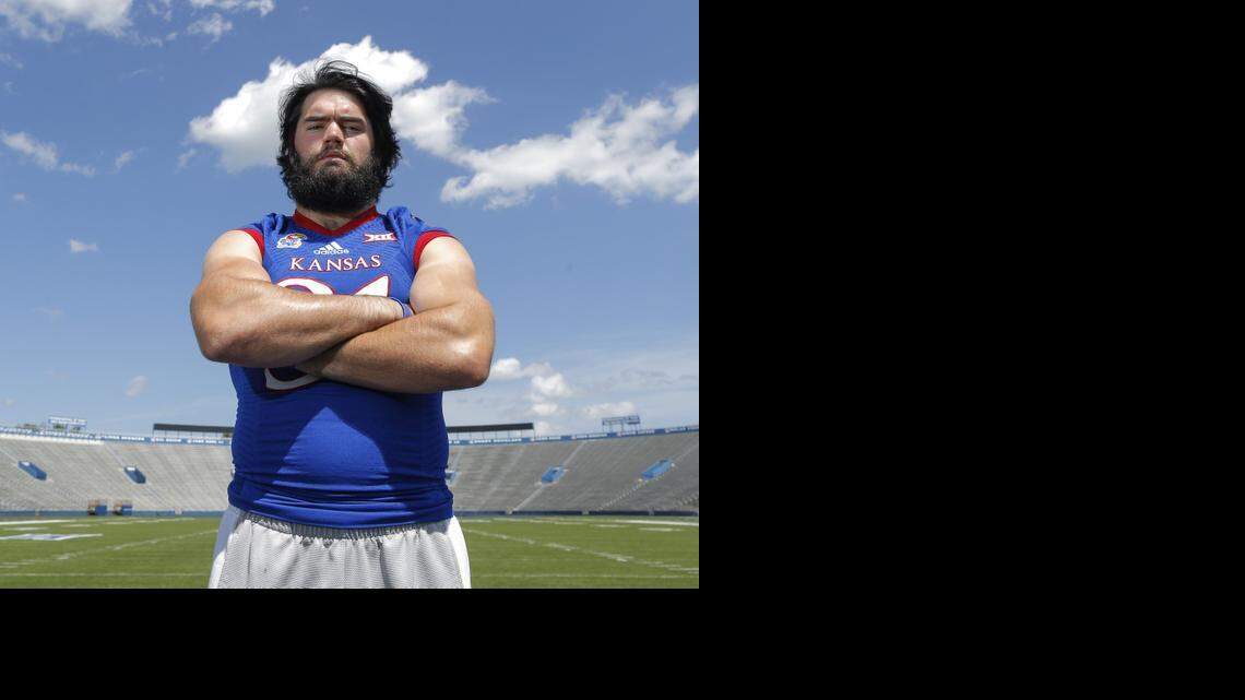 Kansas’ Ben Heeney plays hard through Jayhawks’ struggles | Wichita Eagle